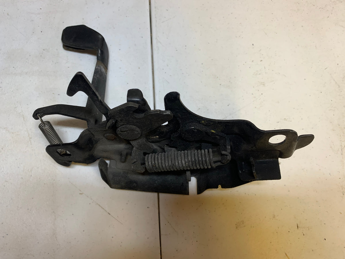 SW20 RHD Frunk Latch – MR2 Chop Shop